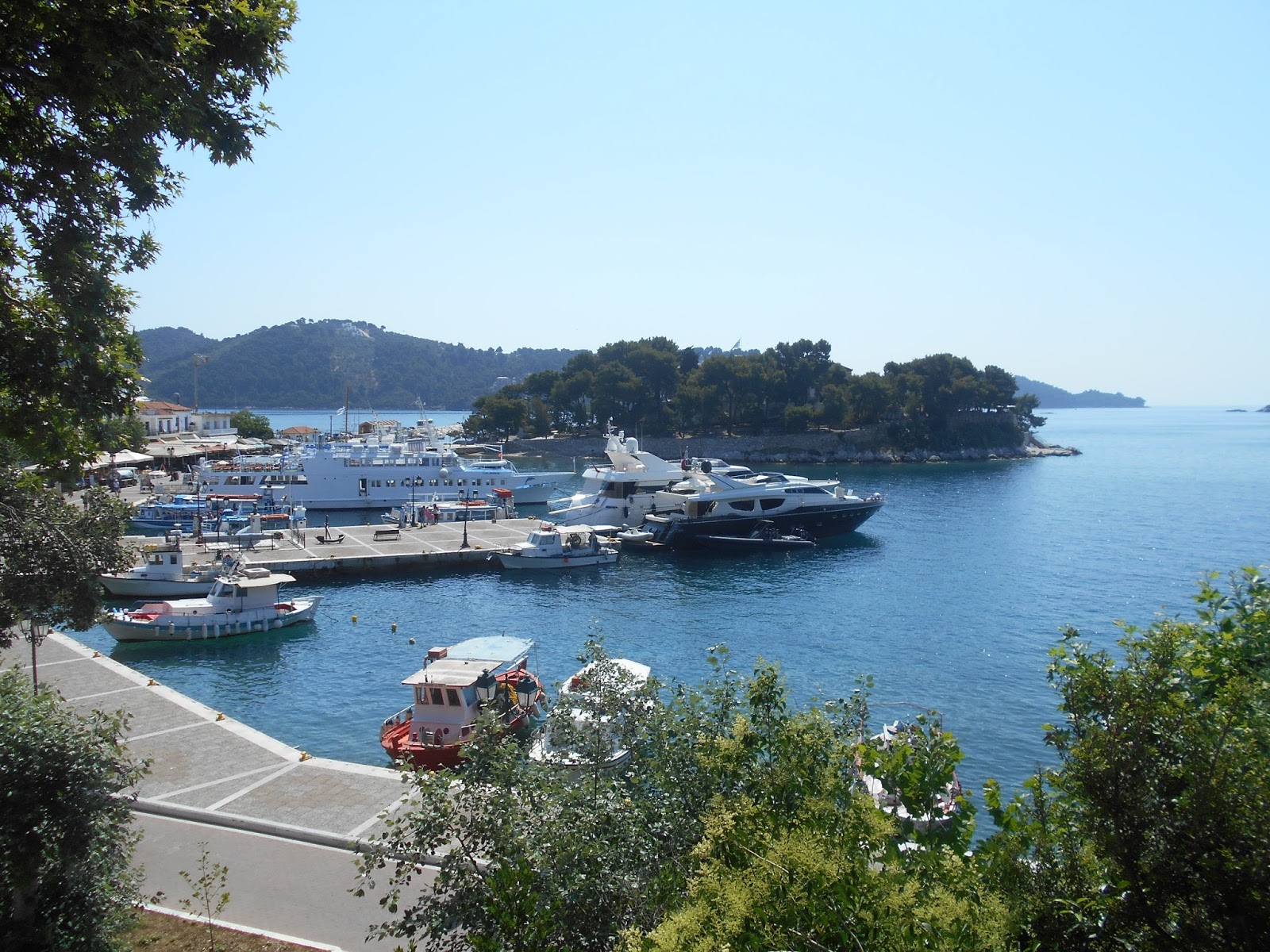 http://todentrotiszois.blogspot.com: Ο ΕΛΛΗΝΙΚΟΣ ΚΟΣΜΟΣ:ΓΡΑΦΕΙ Η ΝΟΤΑ ...