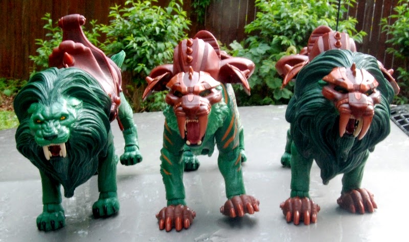 Action Figure Adventures: Battle Lion - MOTUC