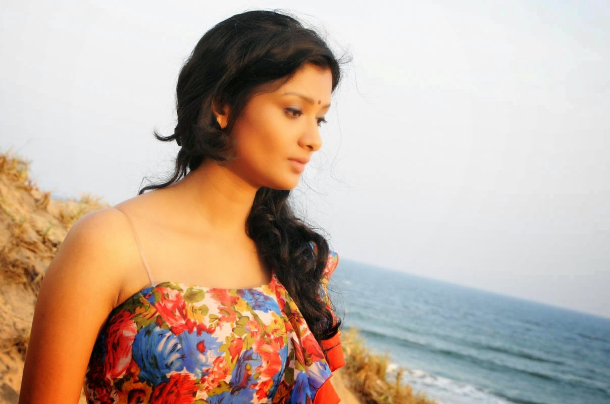 Ishitha Latest Shooting Spot Images HD - IMAGES