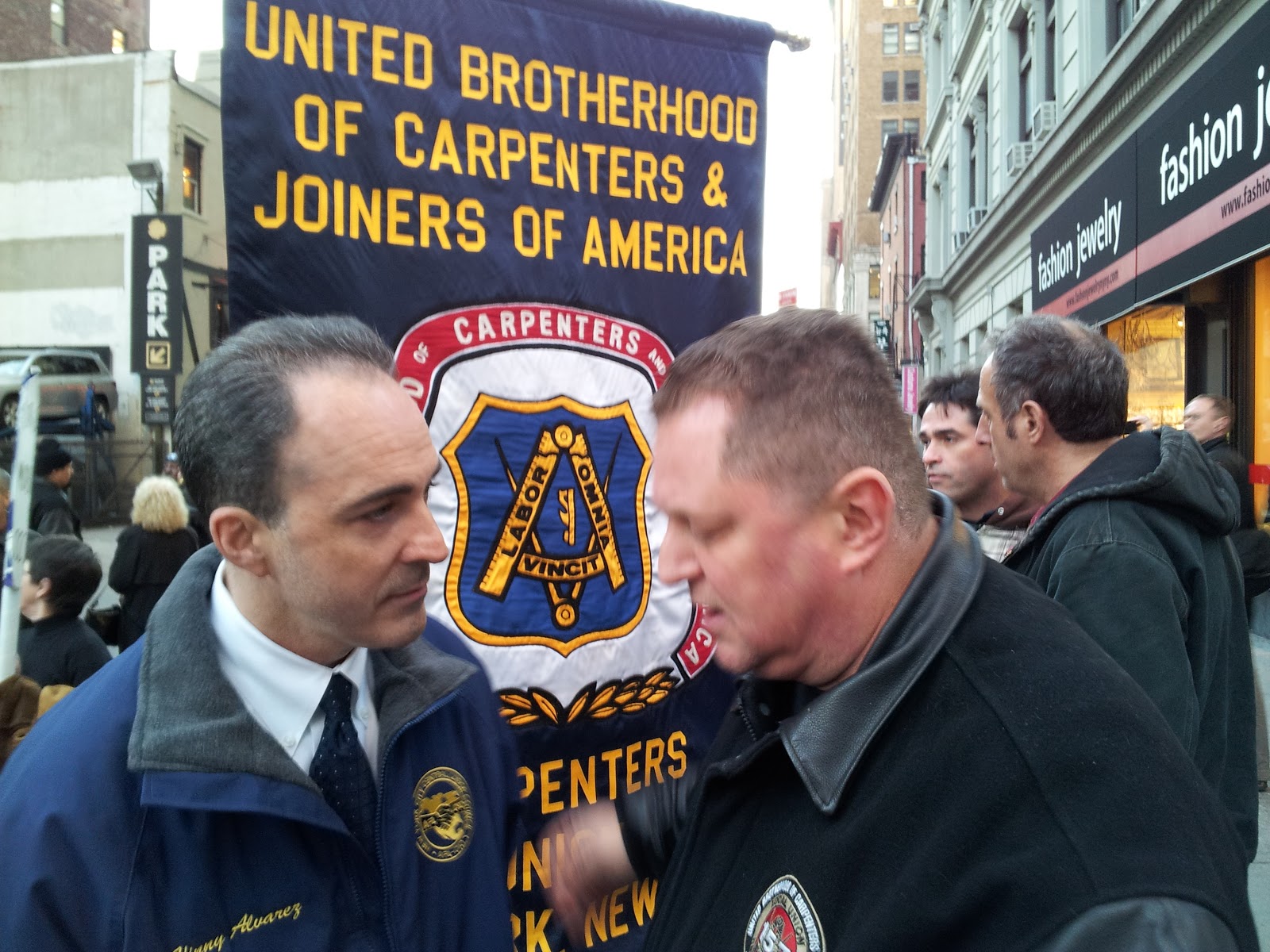 Local 157 blogspot: Unions Display Strength and Unity along Broadway