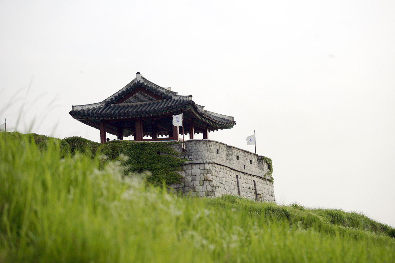 Suwon Hwaseong Fortress, The World Heritage: Suwon Hwaseong Fortress ...
