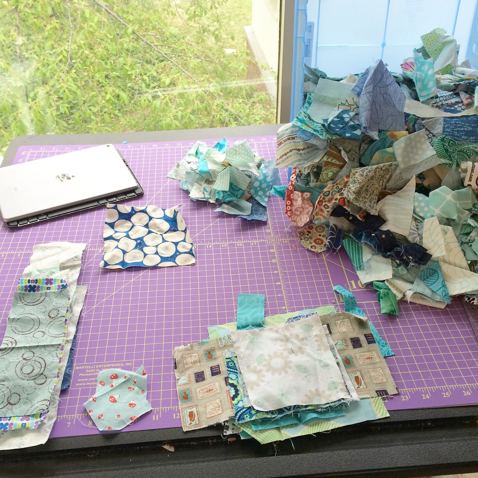 she can quilt: Scraptastic Tuesday - the May link is open!