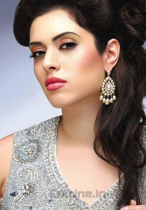 Cinema Media Gallery - Movie News Posters Photos Stills Trailers Videos ...