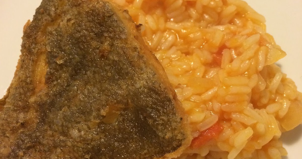 Há sempre qualquer coisa!: Solha frita com arroz de tomate