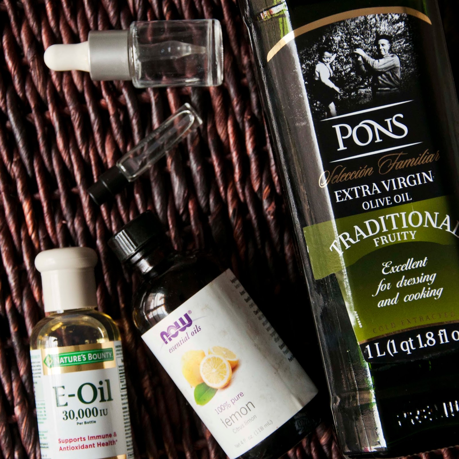 DIY: Blending Wearable Scent For Sensitive Nose - Jane Through the ...