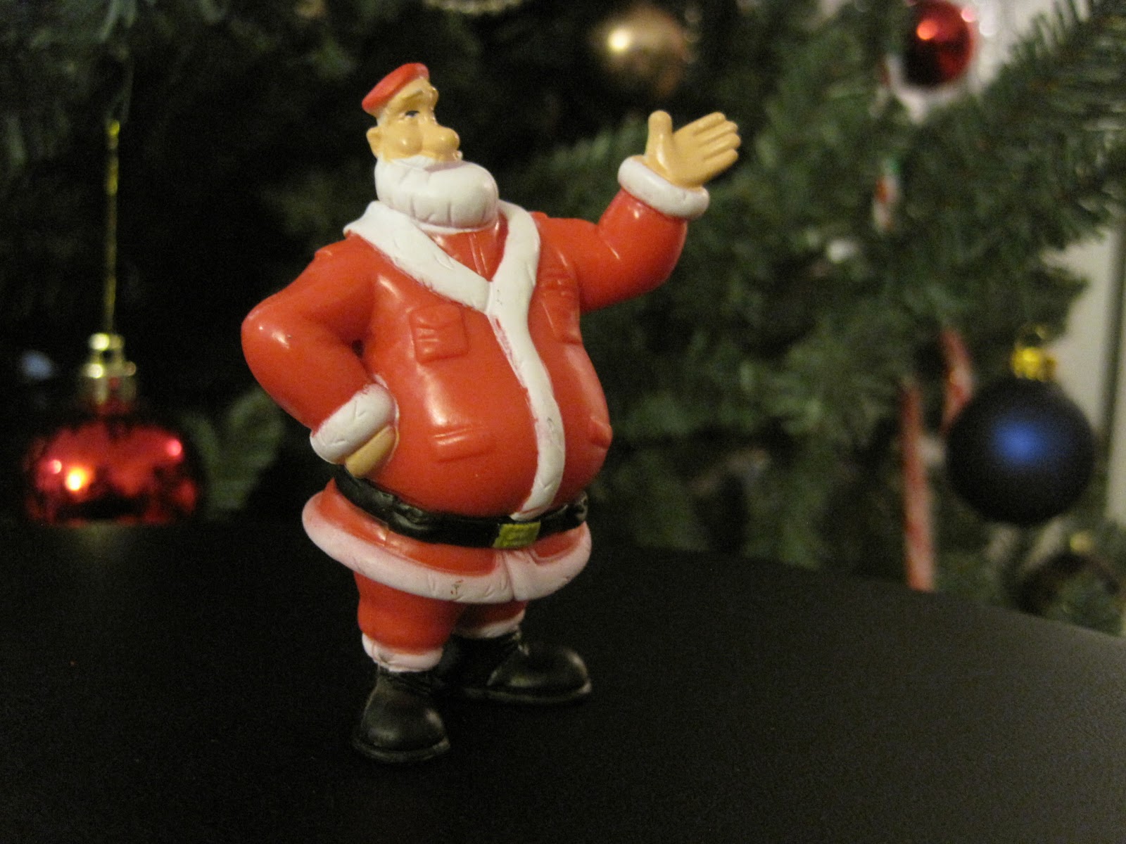 Toy Review: Arthur Christmas Figures