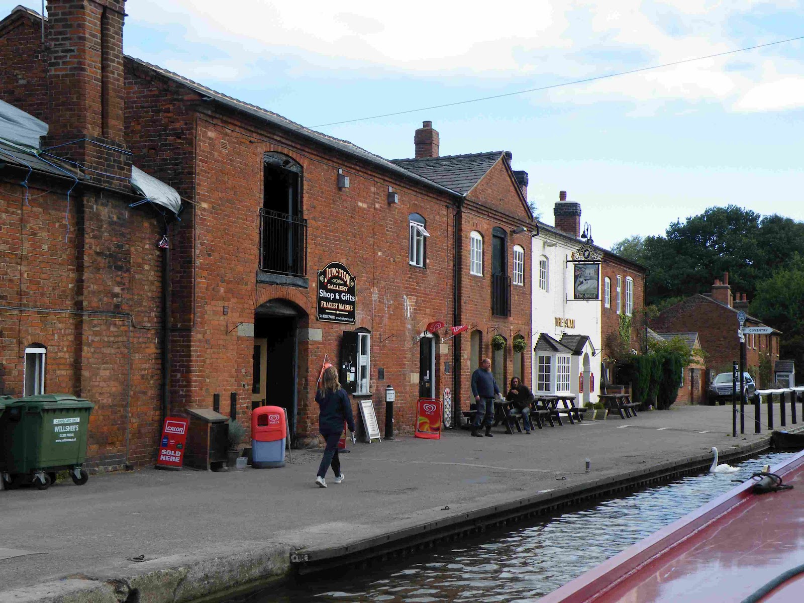 Travelling the Canals of England: September 2012