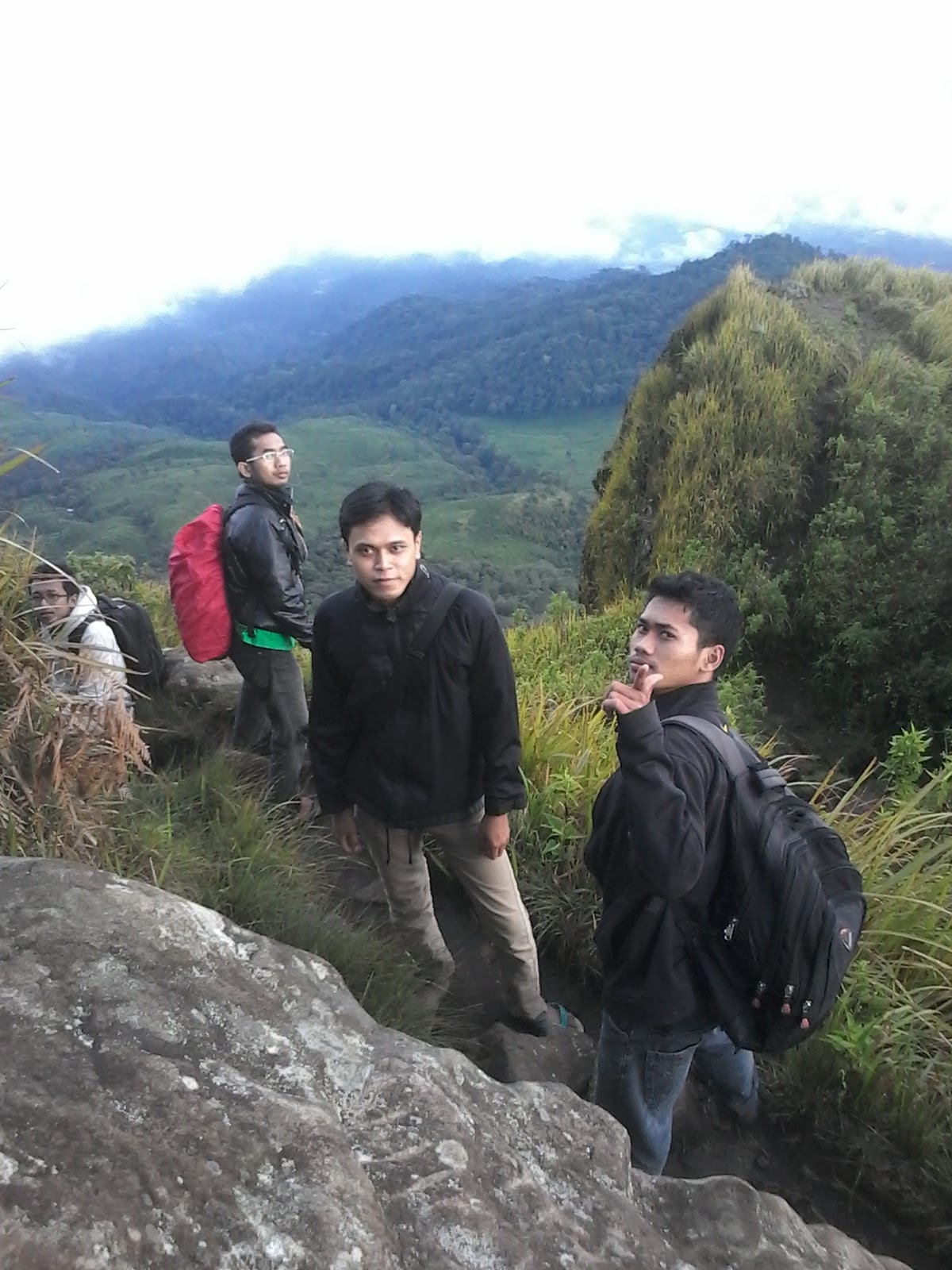 Pendakian Gunung Ungaran, Semarang - Santos Blog