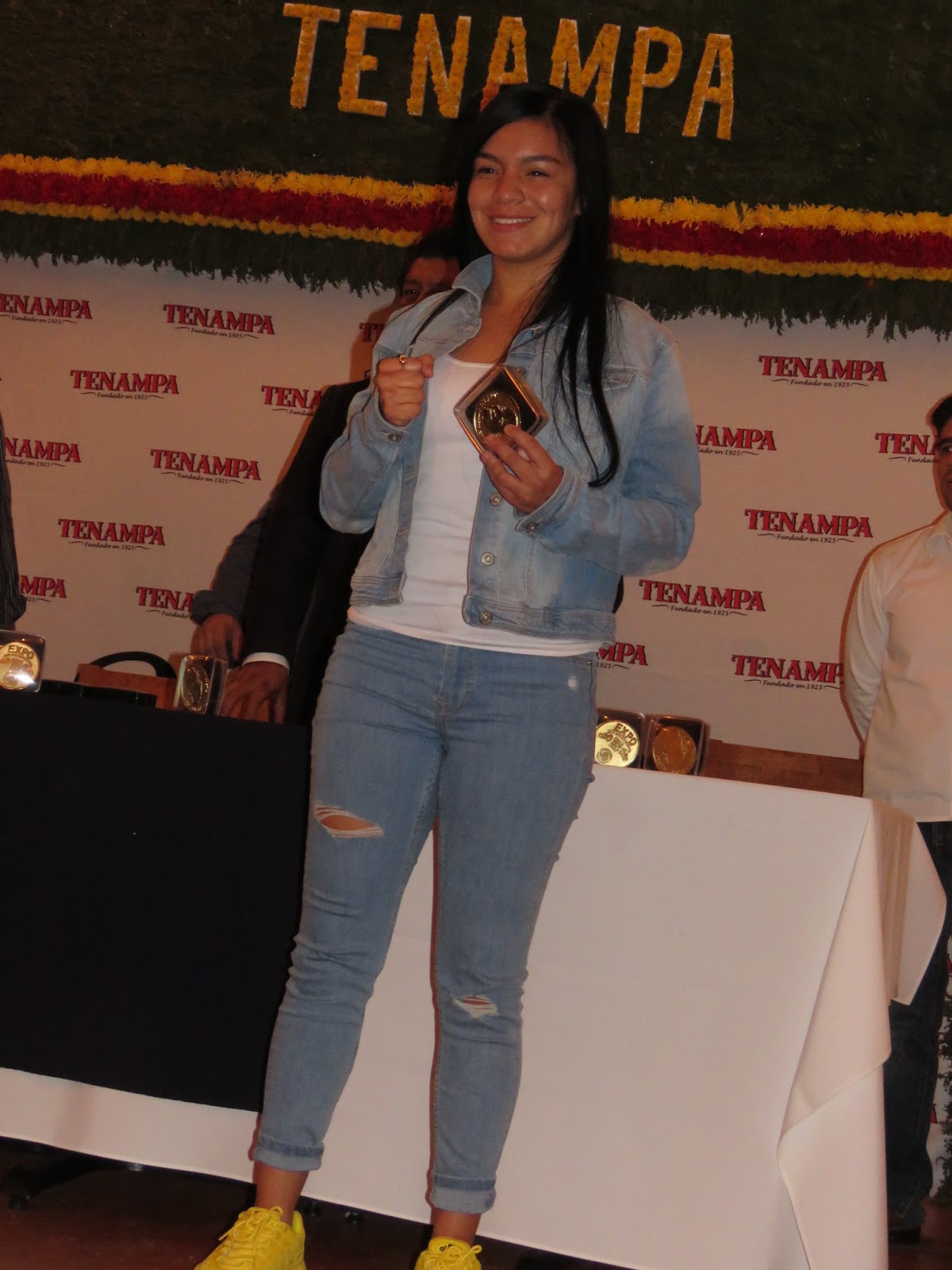 somoselespectador: JAKY CALVO LA REVELACION DEL AÑO EN BOXEO