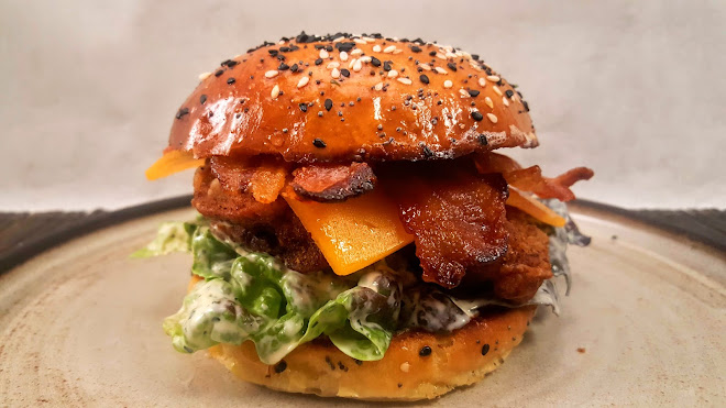 Burger de poulet frit ou Fried Chicken Burger