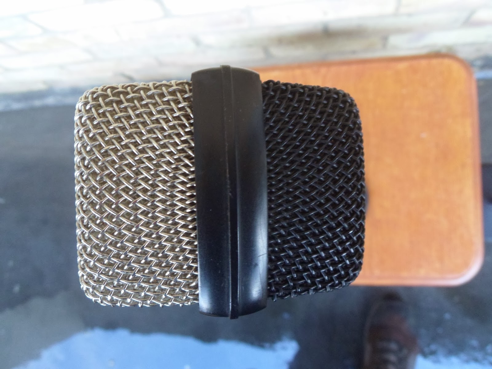 Vintage Audio Workshop: AKG D12E