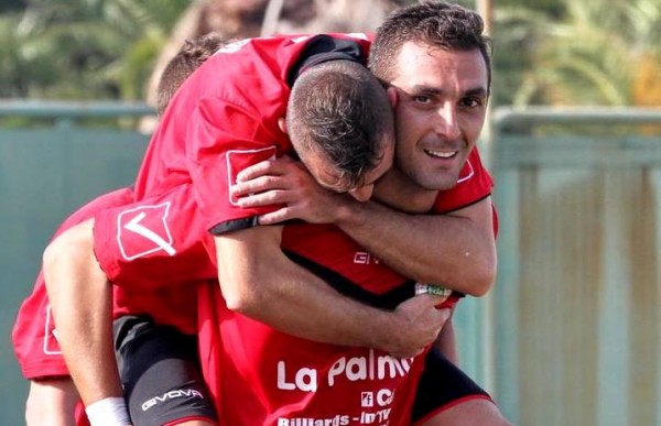 sentrasout: Πάταγο με Ραπτόπουλο ο Ήφαιστος