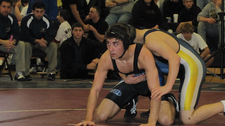 Suffield Wildcat Wrestlers: Class M tournament