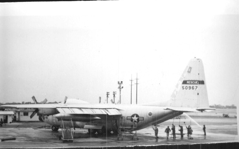 Michael G Skidmore: TACHIKAWA AIR BASE 1945-1977