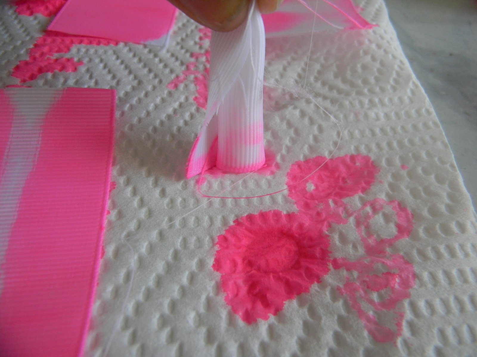 GORGEOUS SHINY THINGS: I test out the "Dip- Dye" Trim DIY