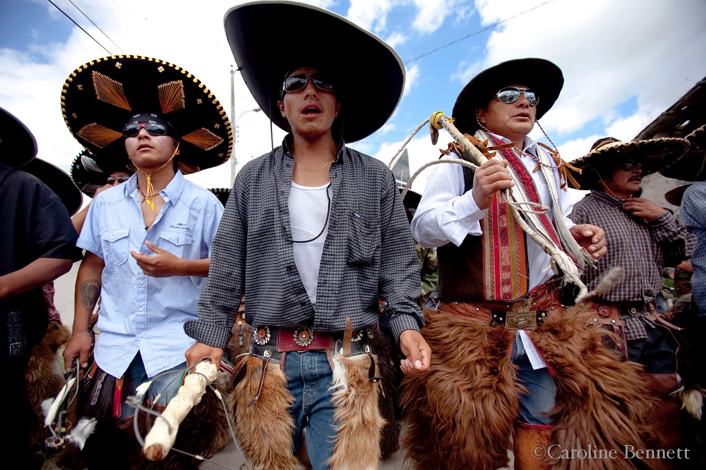 EL INTY RAYMI: VESTIMENTA