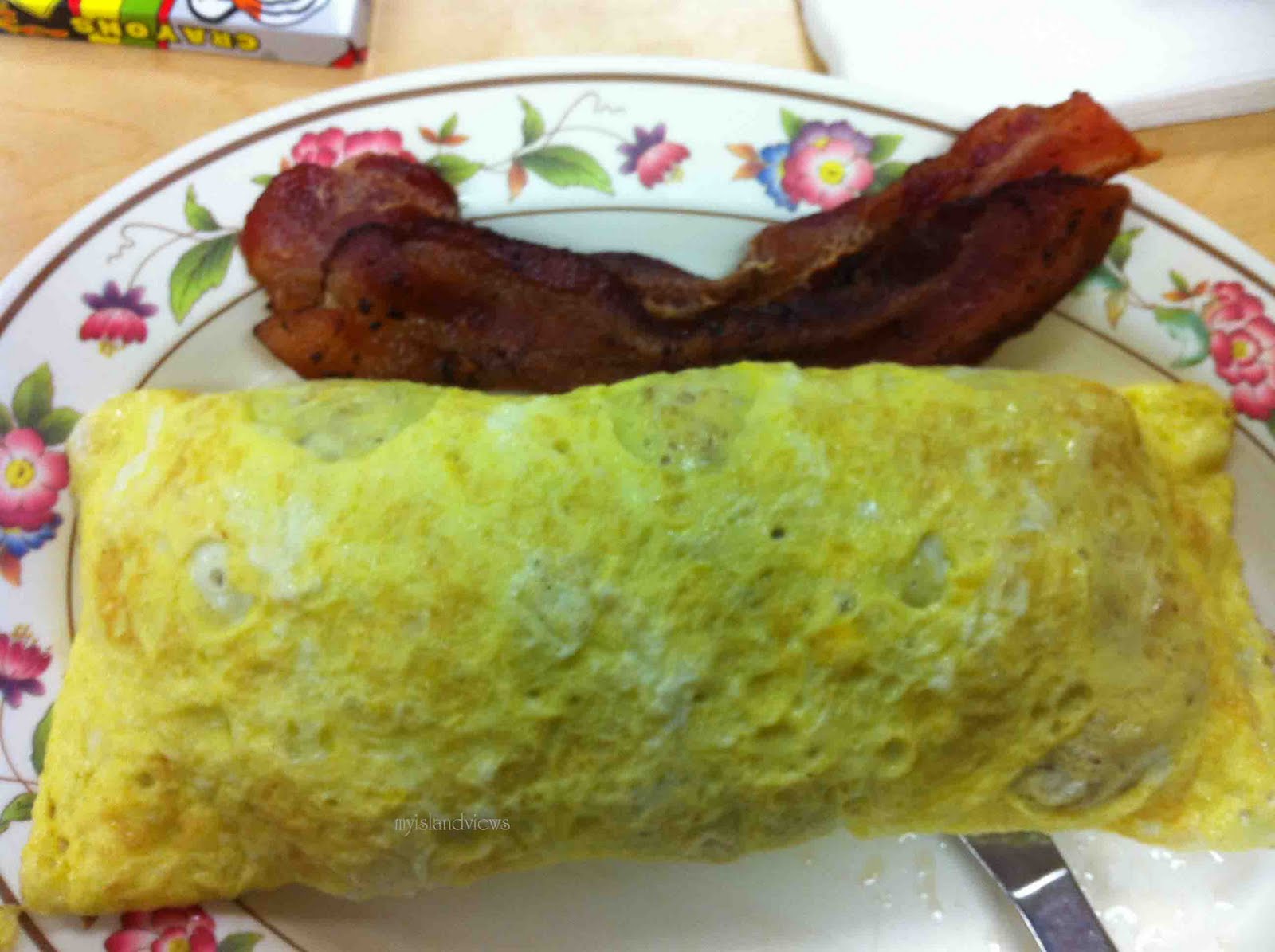 Hawaii Mom Blog: Shiro's Saimin Haven