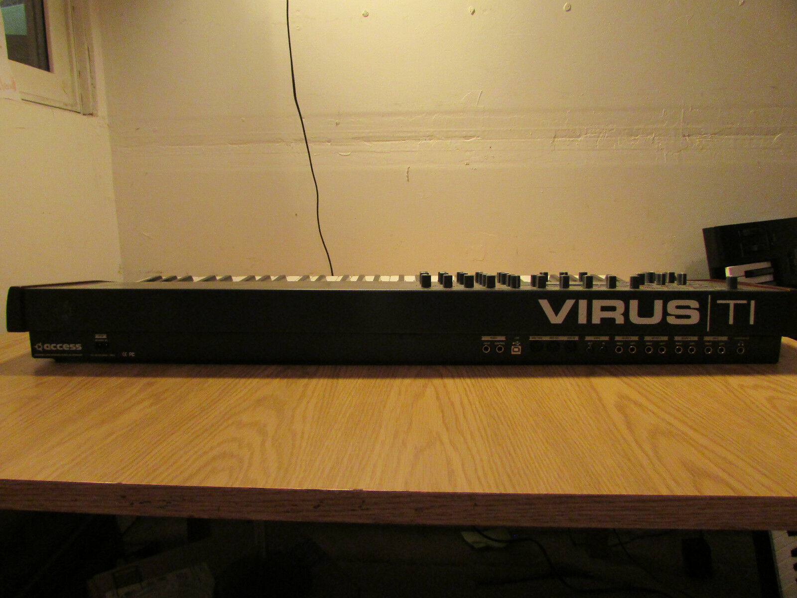 MATRIXSYNTH: Access Virus TI 61-Key Keyboard Synthesizer