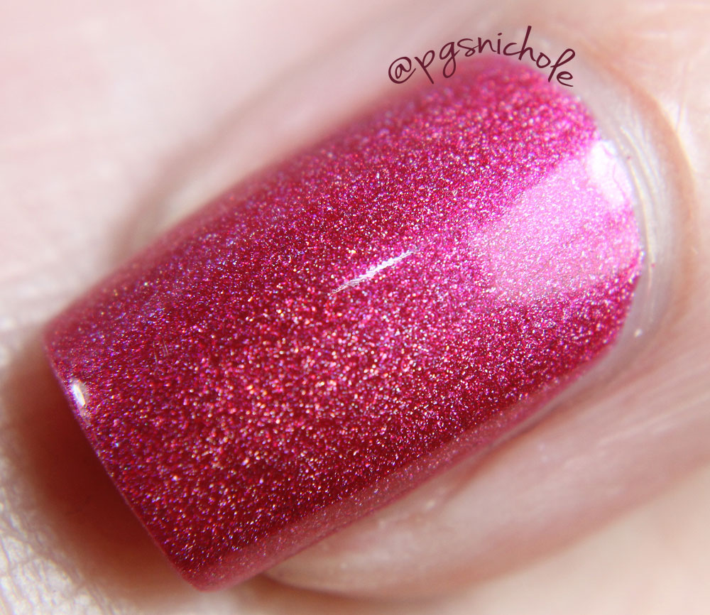 Vintage Polish: Sally Hansen Nail Prisms in Ruby Diamond