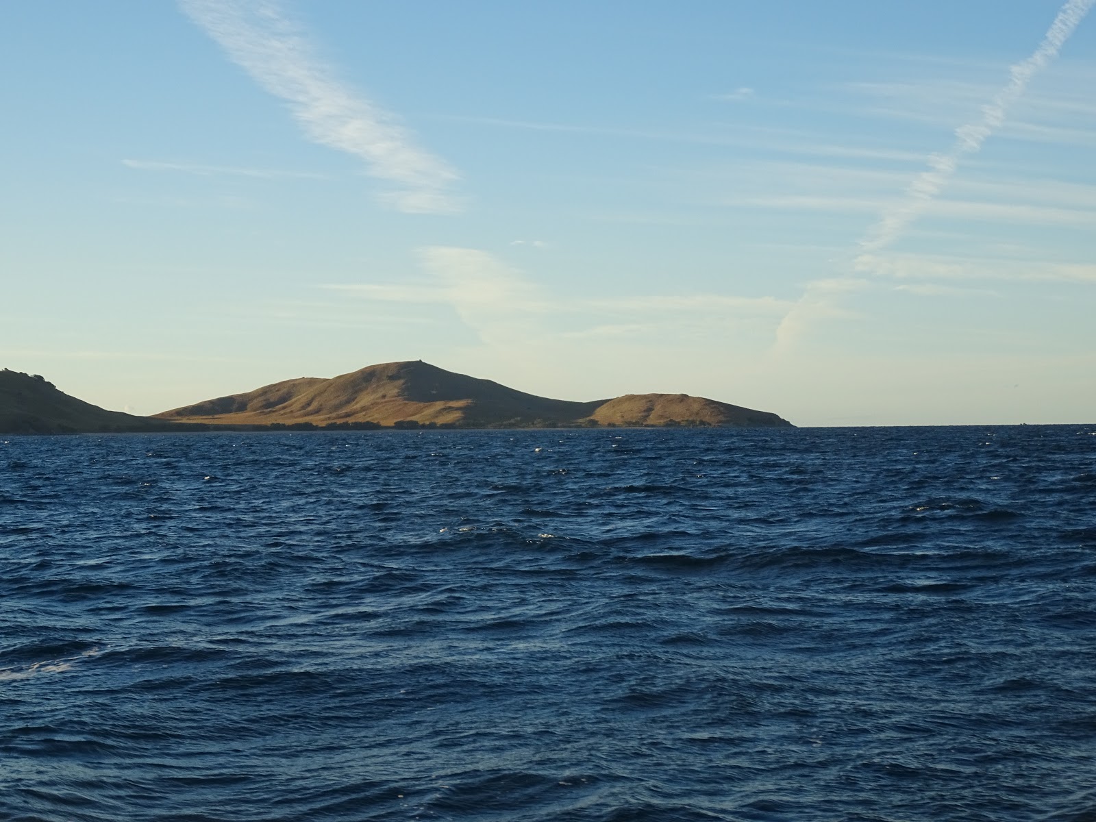 Cruising on Mica: Curlew Island and Strong Winds