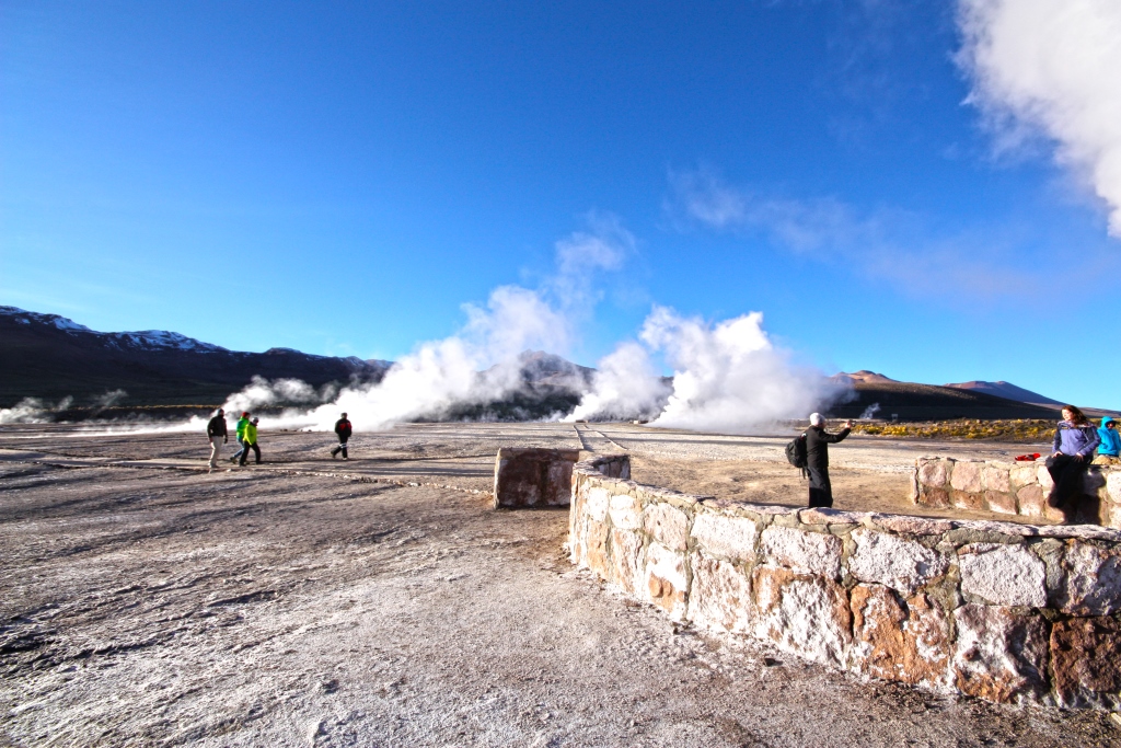 CHILE ES PAISAJE: VAPORES DEL TATIO, Región de Antofagasta, Chile.