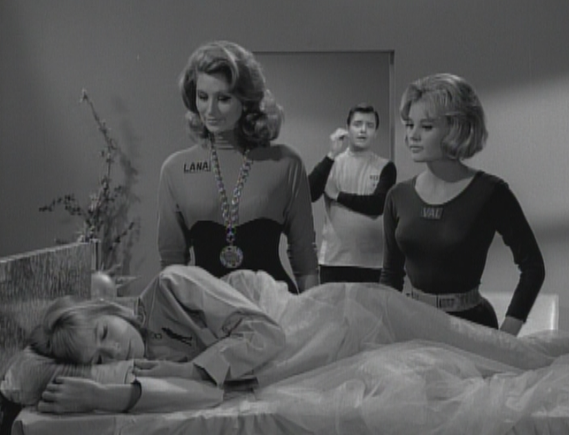 Dog Star Omnibus: The Twilight Zone: Number Twelve Looks Just Like You