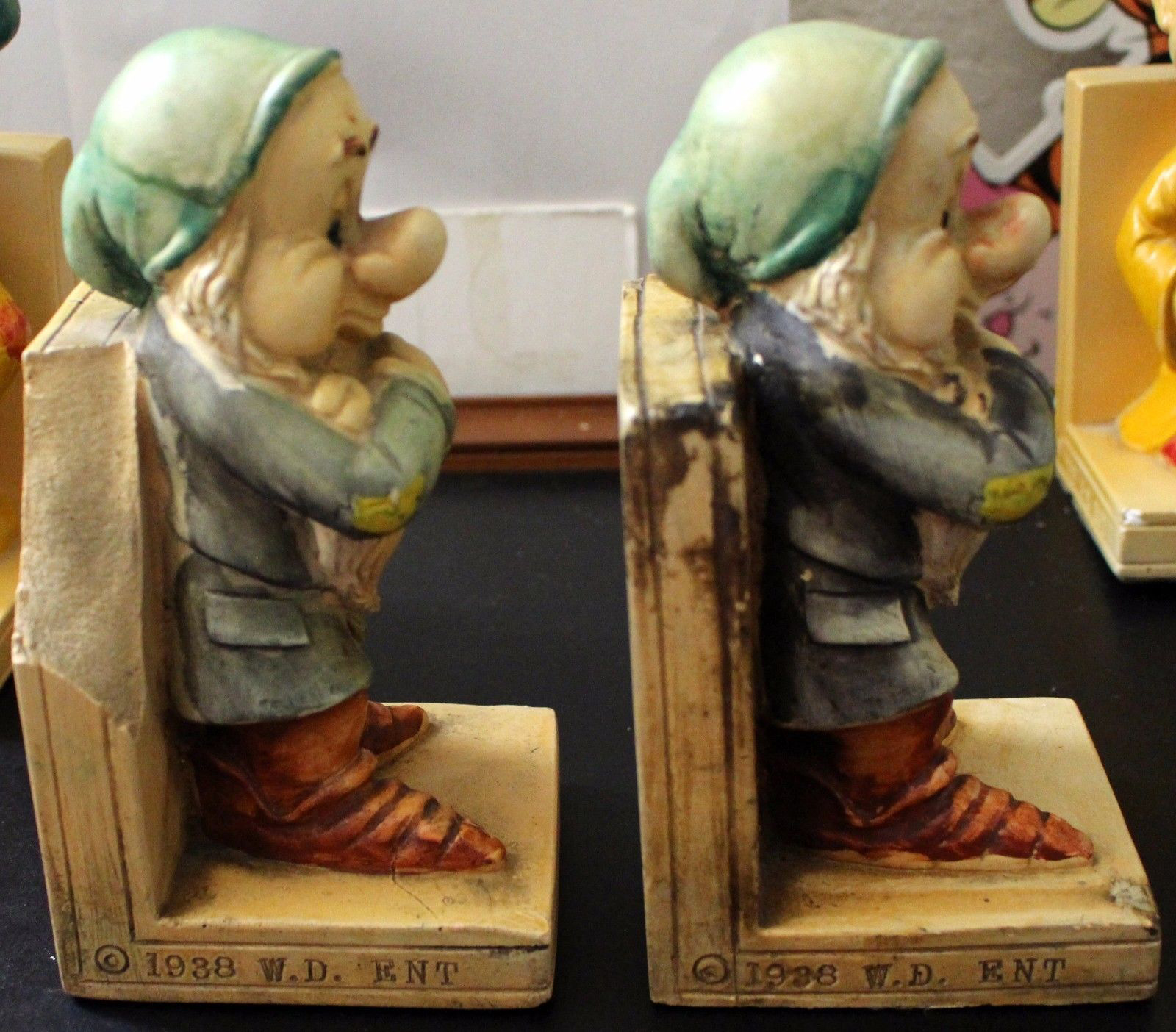 Filmic Light - Snow White Archive: 1938 La Mode Doc, Grumpy, and Dopey ...