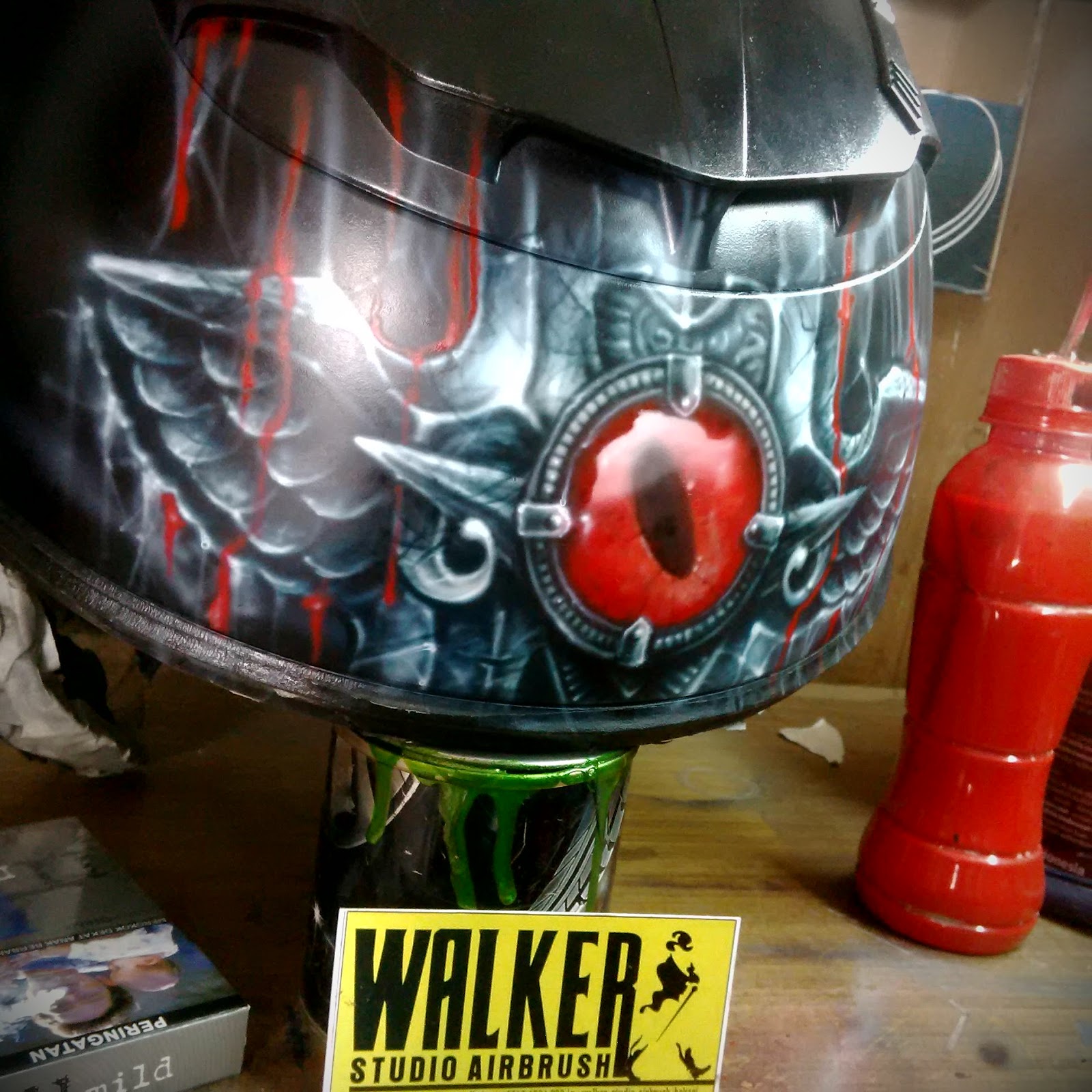 airbrush helm bekasi | Walker Studio Airbrush