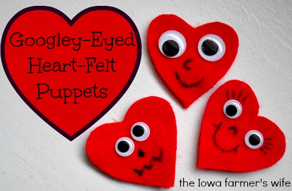 The Iowa Farmer's Wife: Heart-Felt Finger Puppets {Go Red for Women}