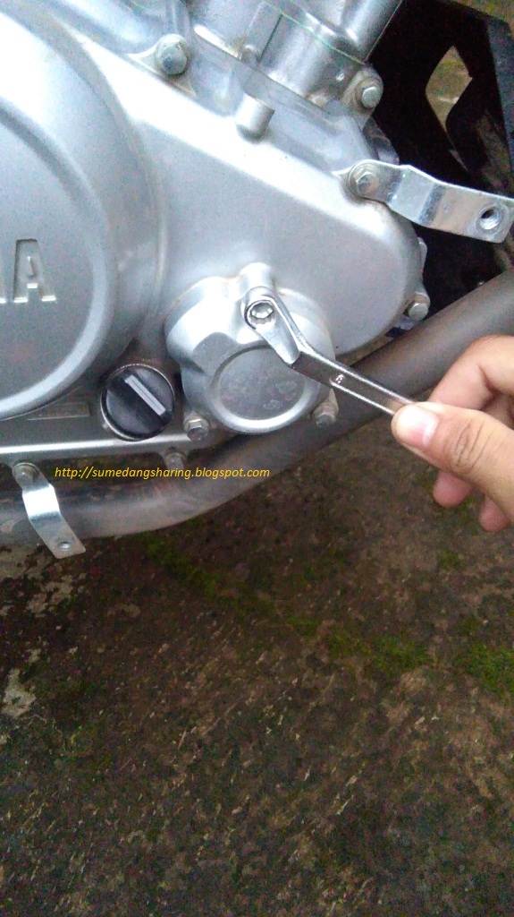 √ Cara Mengganti Filter Oli Vixion, Sendiri Juga Bisa Bro !!! | Share Info