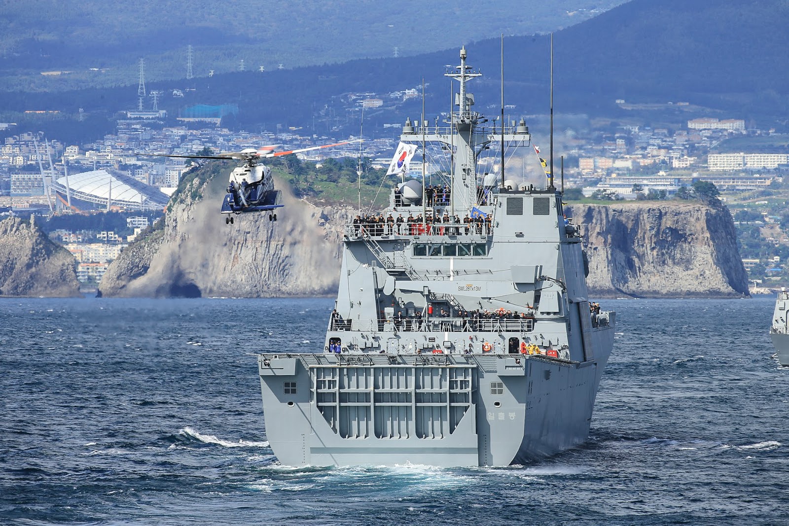 ROK Defense: Photos from South Korea International Fleet Review 2018