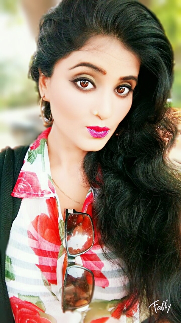 Anshika Singh Wallpaper, beautiful picture and hot photos collections - Bhojpuri Filmi Duniya