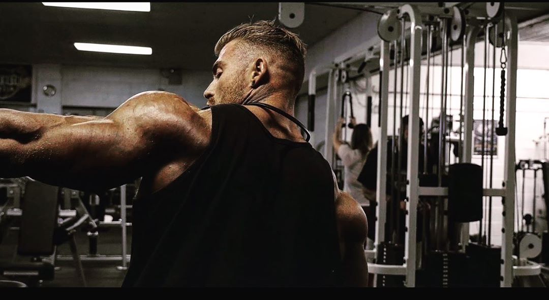 LA PERFECTION FAITE HOMME