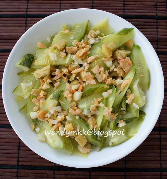 Table for 2.... or more: Steamed Cucumber with Dried Shrimp 蒸青瓜 ...