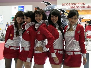 SISI LAIN OTO: SPG MOTOR