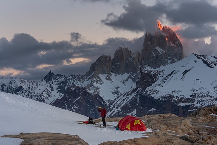 Hiking and Climbing Adventures: Solo Attempt at Fitzroy Traverse ...