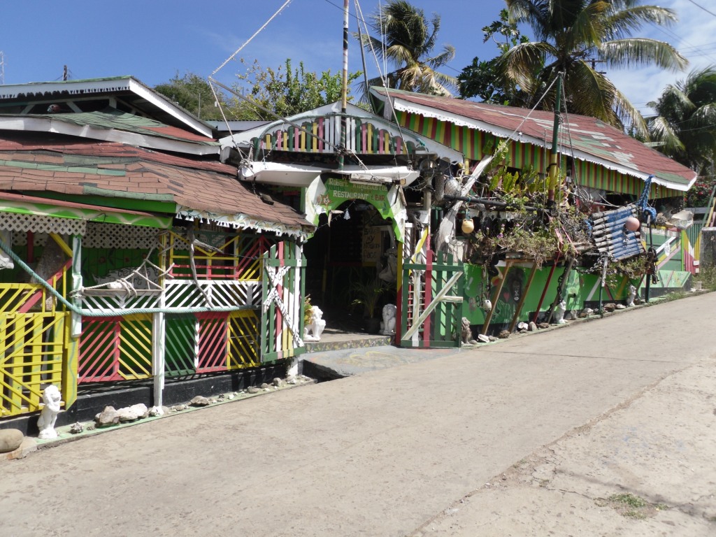 Getting About a Bit - Cruising: Mayreau in the Grenadines
