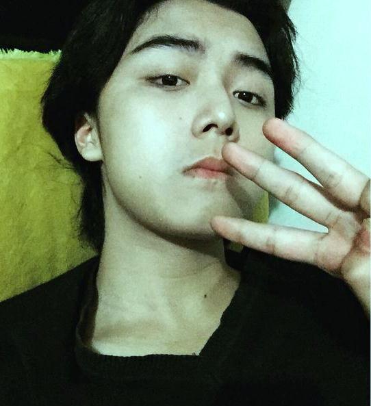 Mengenal Leon Dozan Aktor Muda Tampan Indonesia | world style