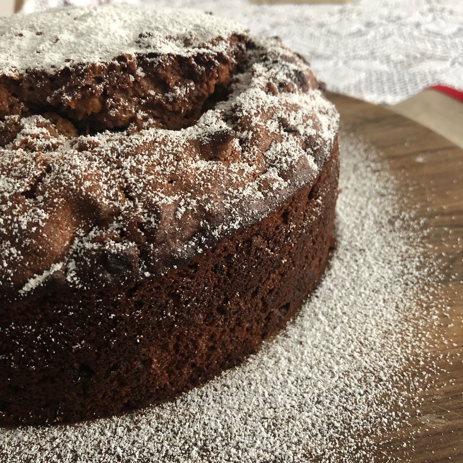 Chez Maximka: Boiled fruit and walnut cake