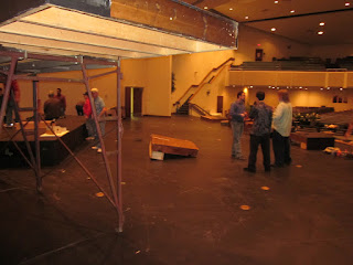 HendersonWorks: Set Design and Stage Construction