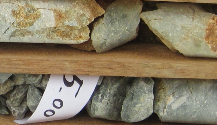 How to descript Tuff Rocks - World Of Exploration