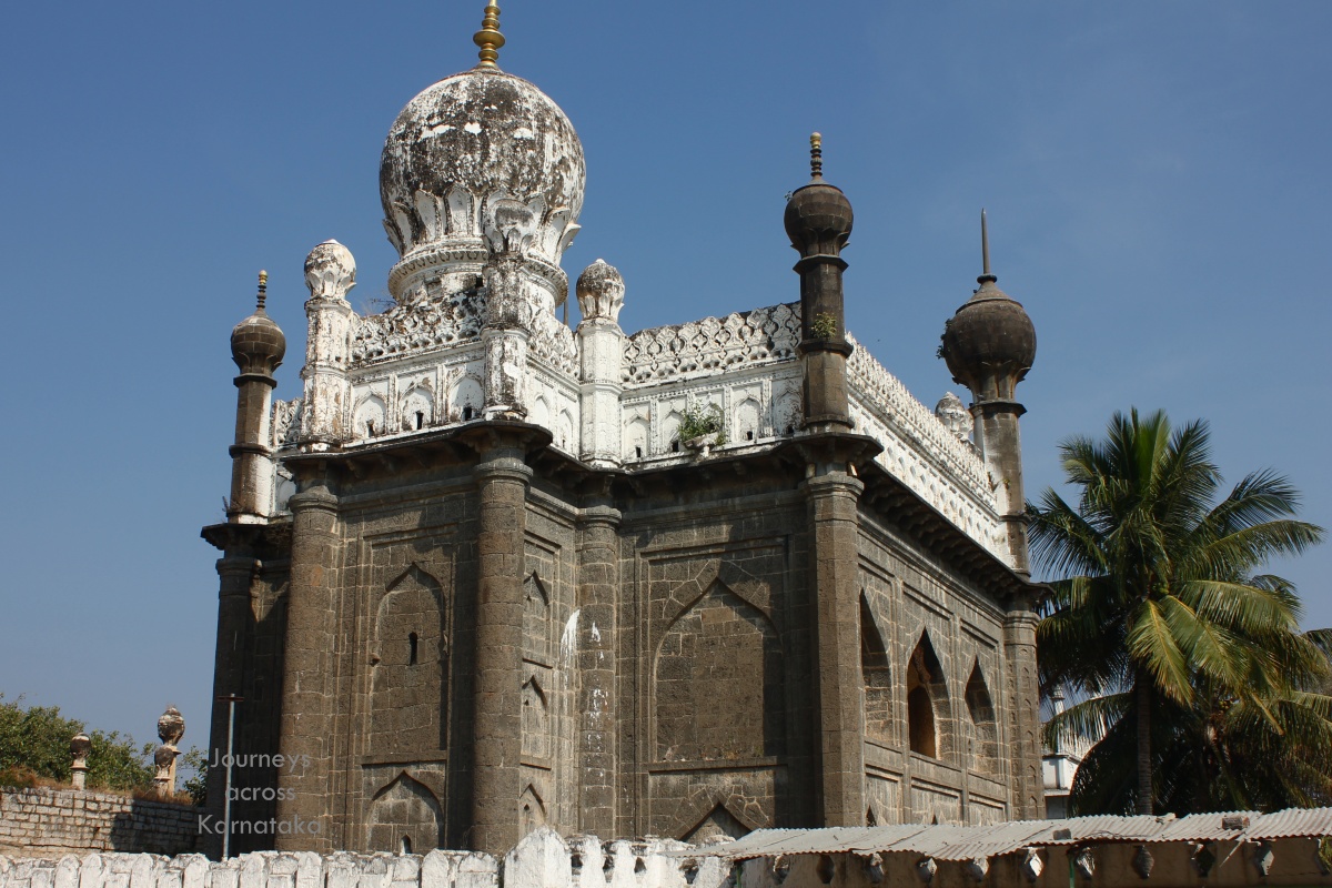 Journeys across Karnataka: Adil Shahi tombs at Gogi