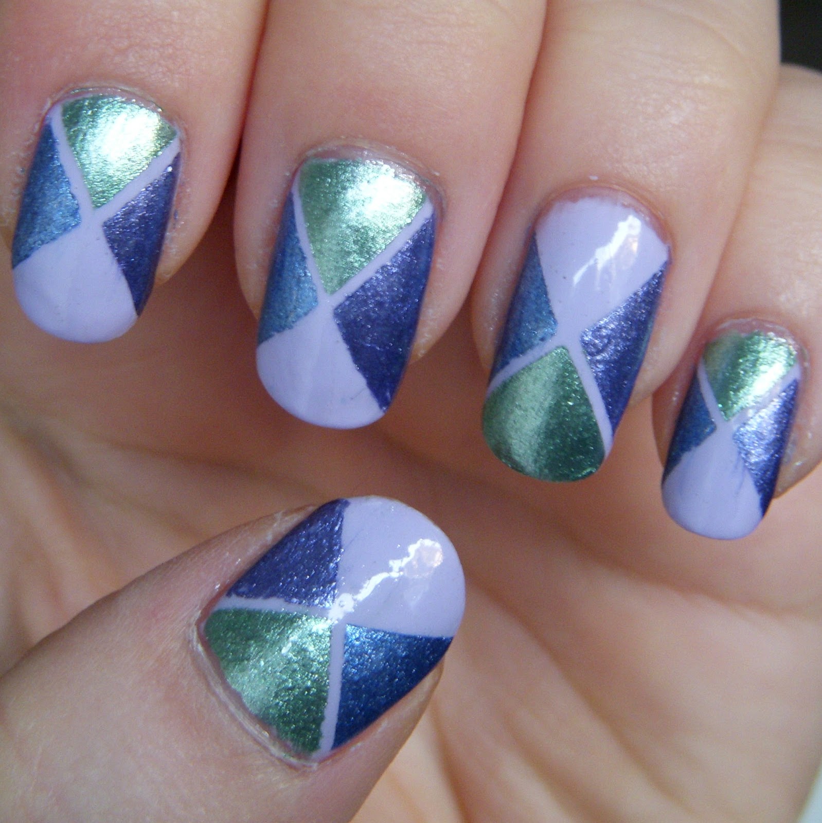 Quixii's Nails: 03/03/13 - Metallic Geometry Nails