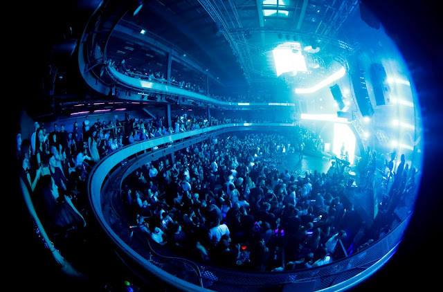 NYXTOΣΚΟΠΙΟ: Εντυπωσιακή πρεμιέρα στο ACRO Club με τον Γιώργο Σαμπάνη