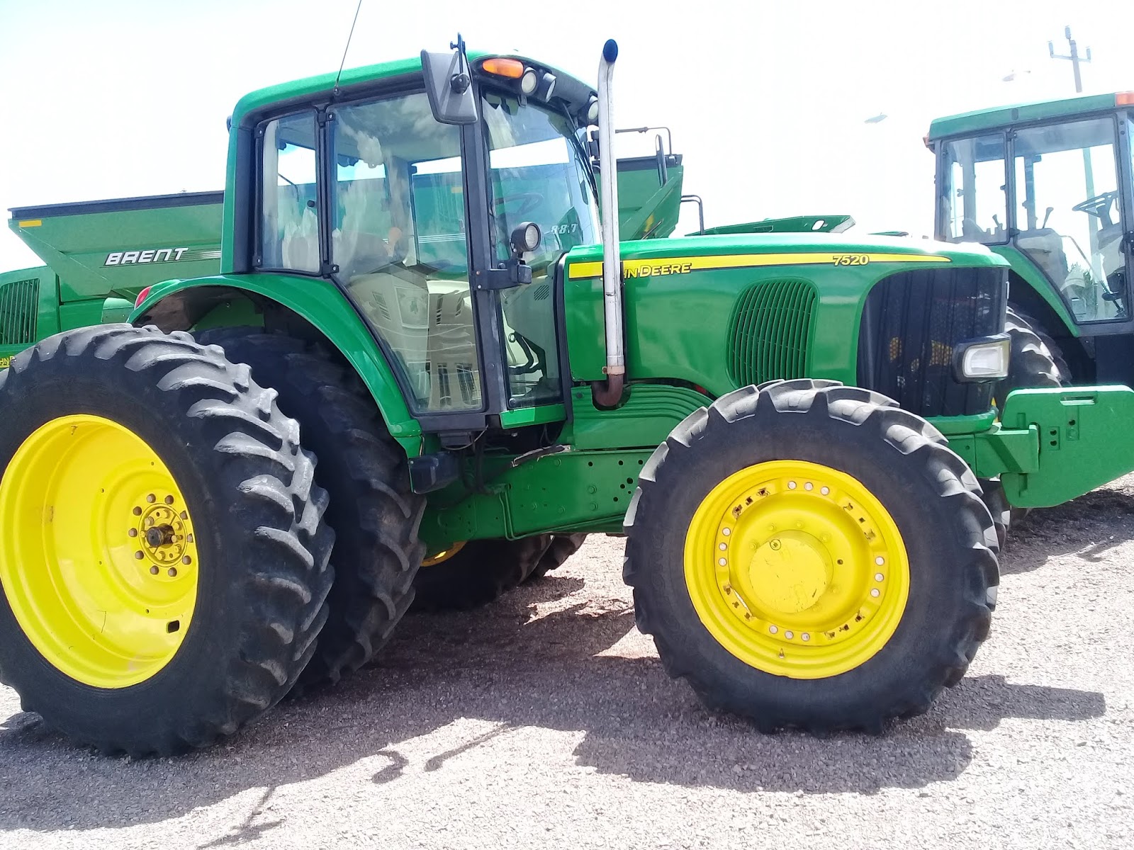 MAQUINARIA AGRICOLA INDUSTRIAL: Tractor John Deere 7520 2007 150hp ...