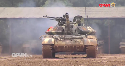 Asian Defence News: Vietnam Conducts T-54M3 Firing Test