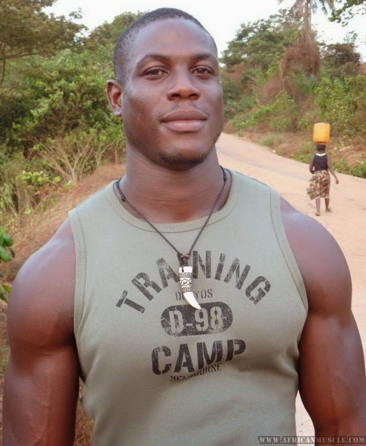 Mibali Afrika: Black muscles: Dennis Mulbah