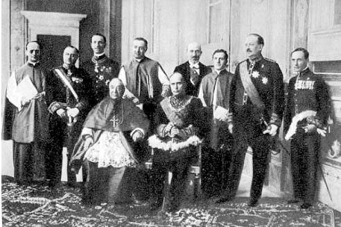 The Mad Monarchist: The Pope, the King and the Lateran Treaty