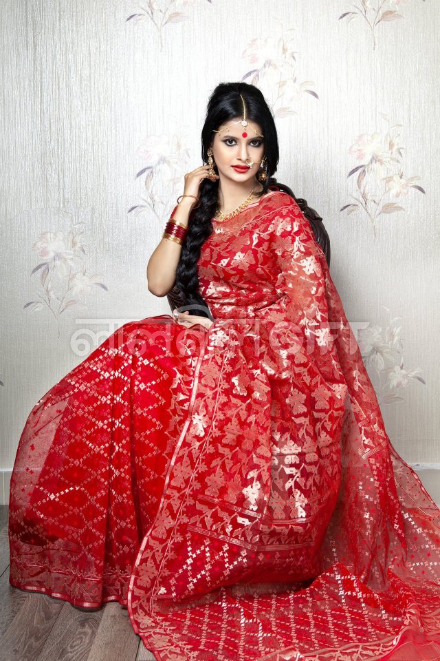 Bangladeshi Celebrity News Fashion and Entertainment: Boishaki saree ...