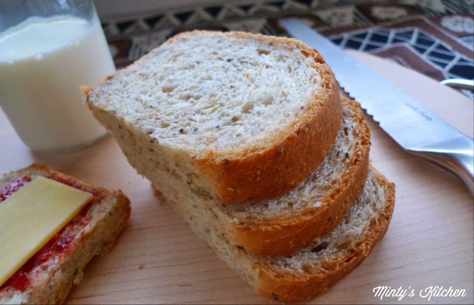 Minty's Kitchen: Wholemeal Seeded Bread